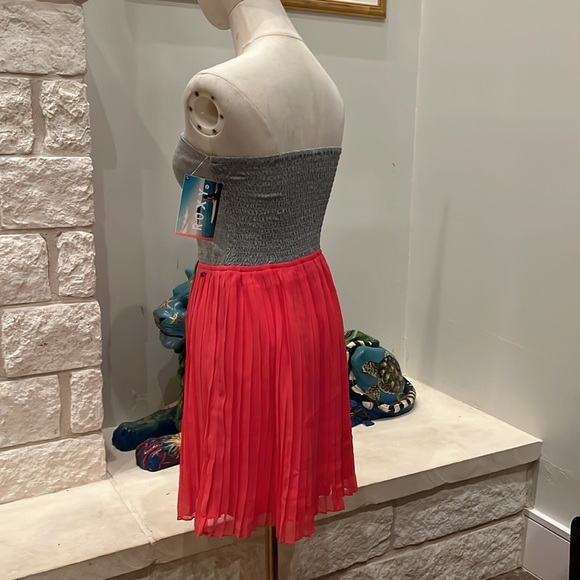 Roxy | Dresses | Roxy One Day Soon Dress Large New Coral Flowy Gray Fit ...